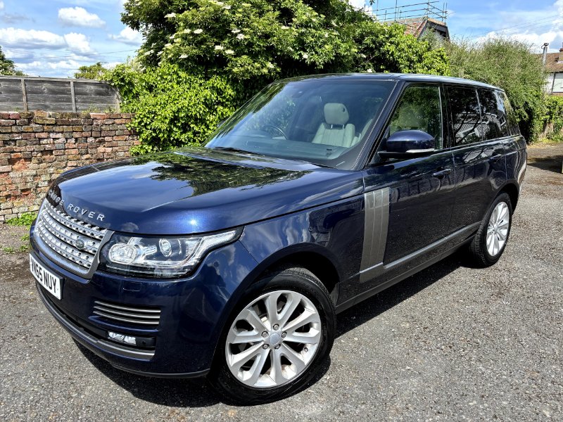 Sold 2015 Land Rover Range Rover TDV6 VOGUE 5-Door, Longfield, Kent ...